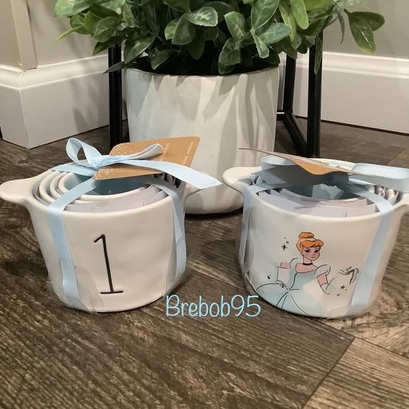 Rae Dunn | Kitchen | Rae Dunn Disney Princess Measuring Cups Set Of 4 ...